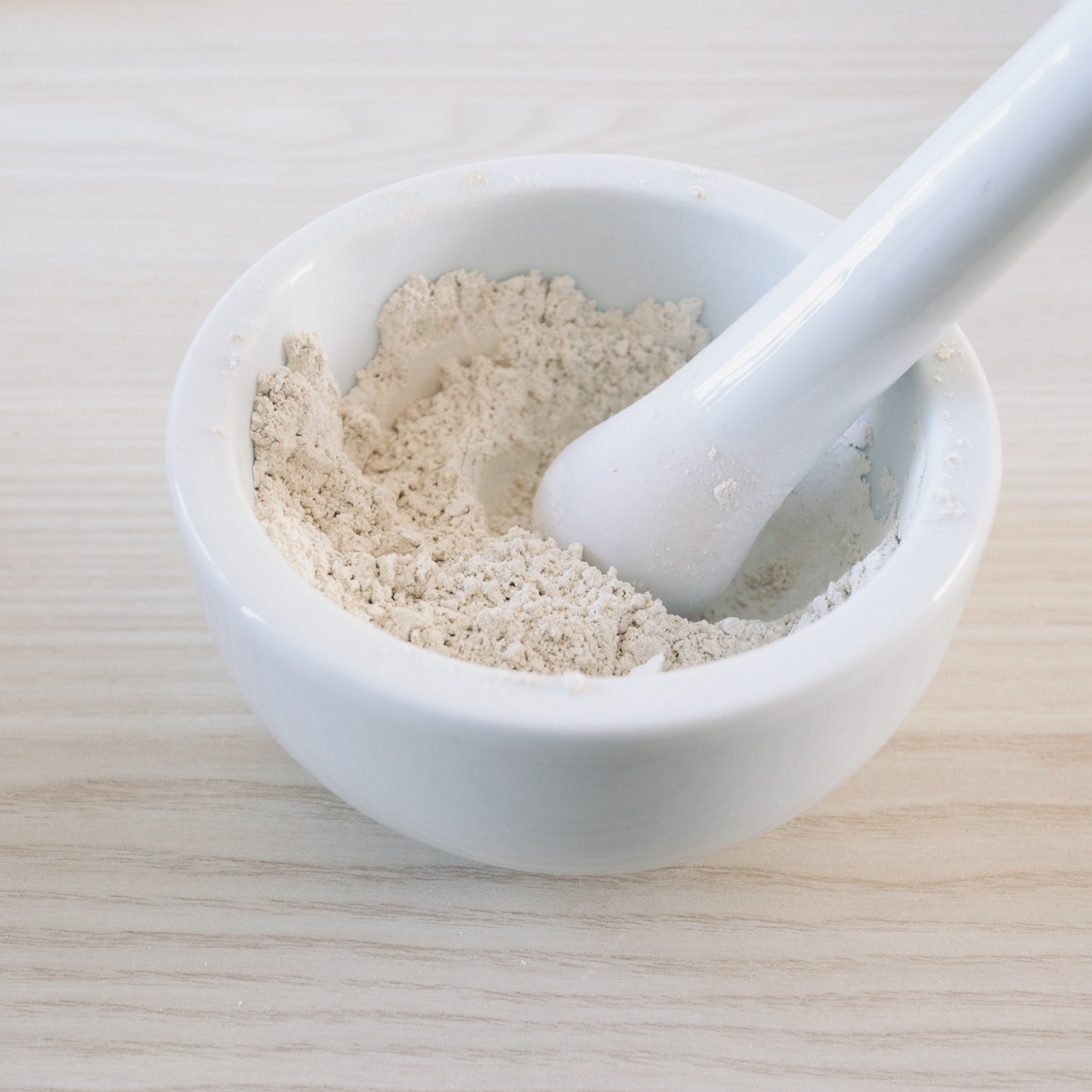 Recette de Dentifrice en poudre maison - DIY Naturel